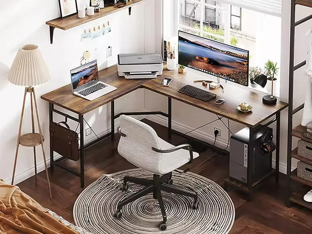 Choosing the Right Desk: Essential Tips & Insights